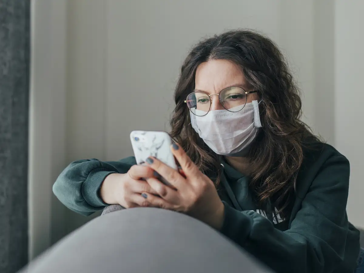 coronavirus: Eye glasses may protect you from being infected with ...