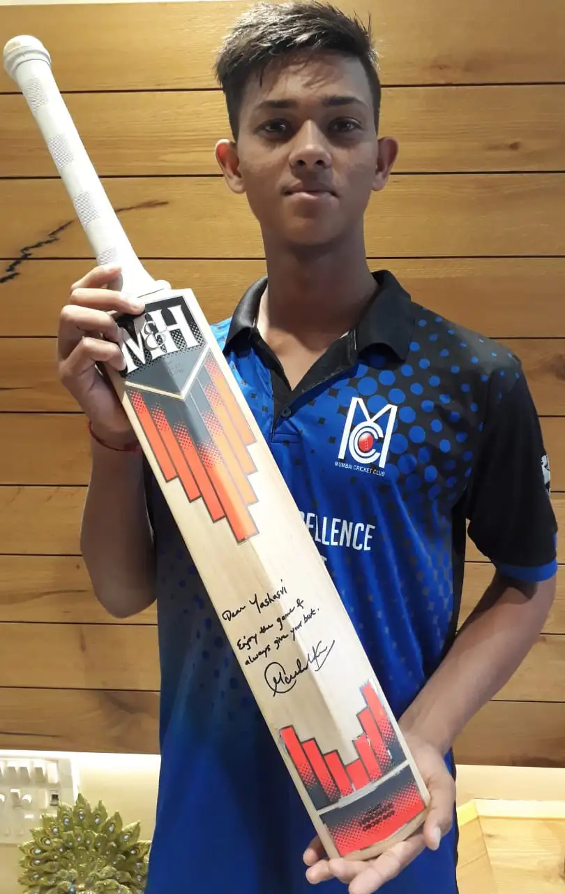Yashasvi Jaiswal: U-19 WC star Yashasvi Jaiswal gives away extra bats ...