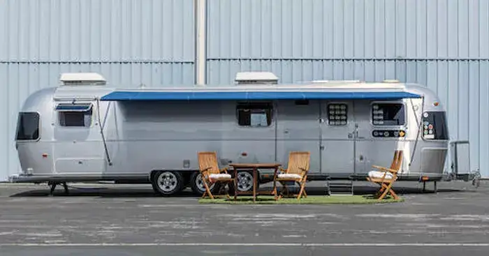 Tom Hanks sells 4 vehicles from his private collection; sale fetches ...