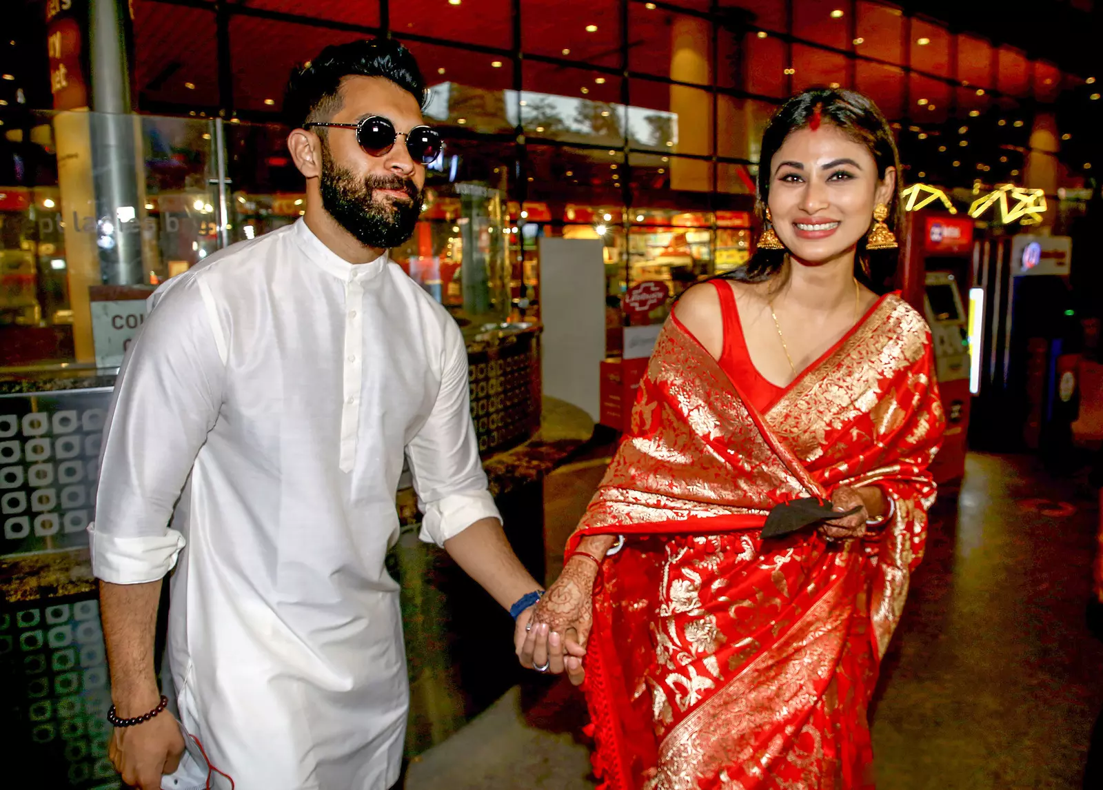 Mouni Roy griha pravesh: About last night: Newly-weds Mouni Roy & Suraj ...