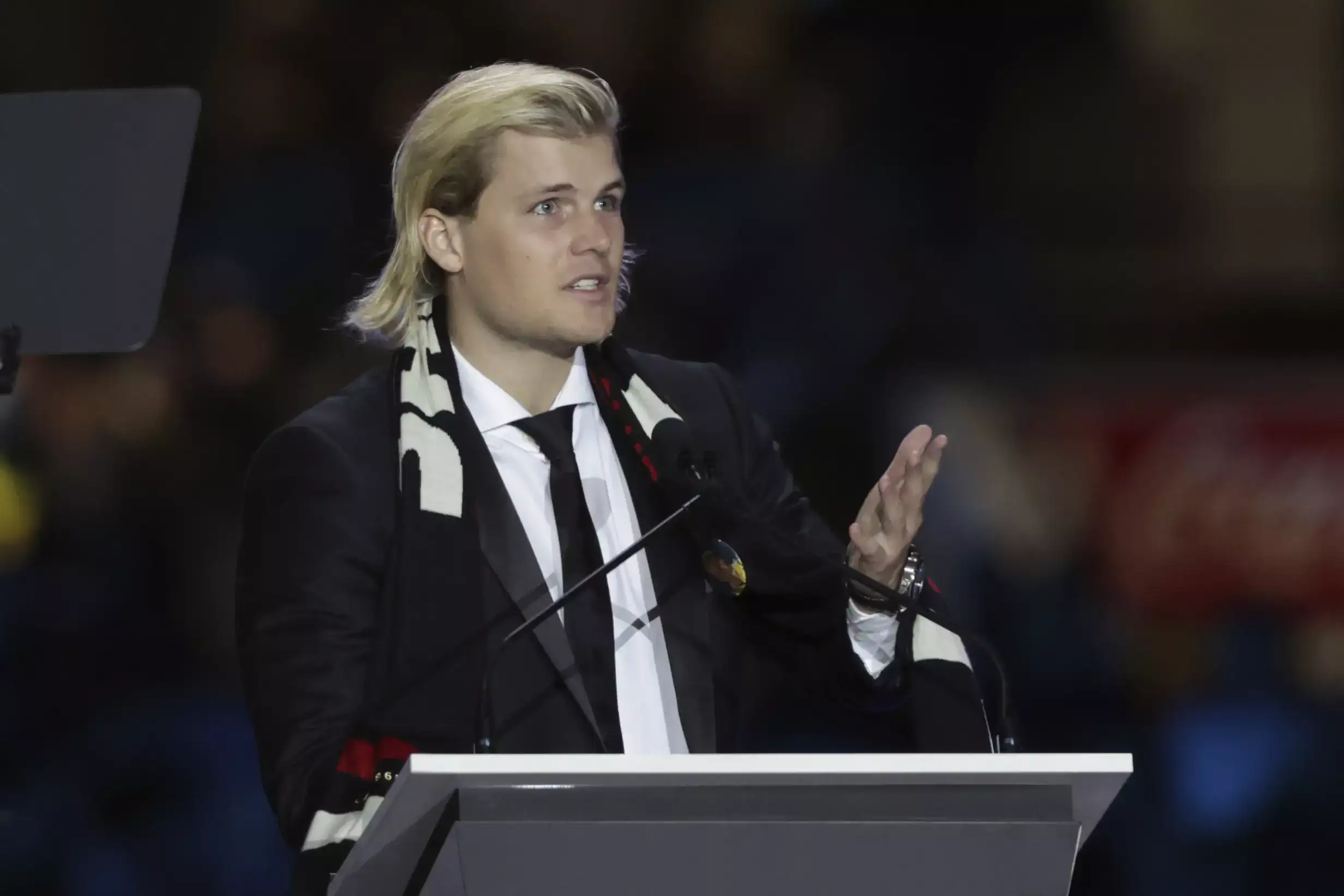 Shane Warne farewell: Shane Warne memorial service: Fans, family ...