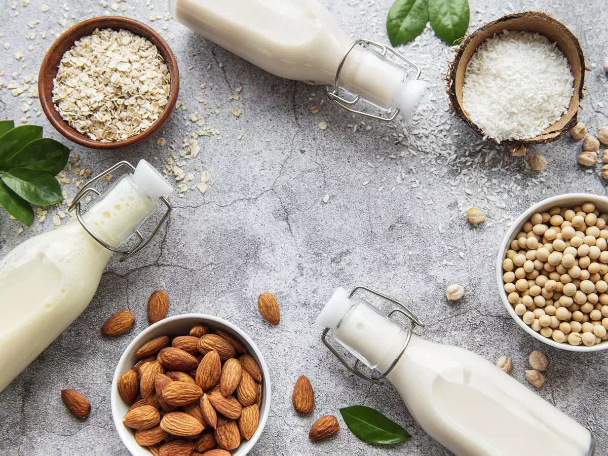 Planning to switch from dairy to plant-based milk? This easy guide will ...