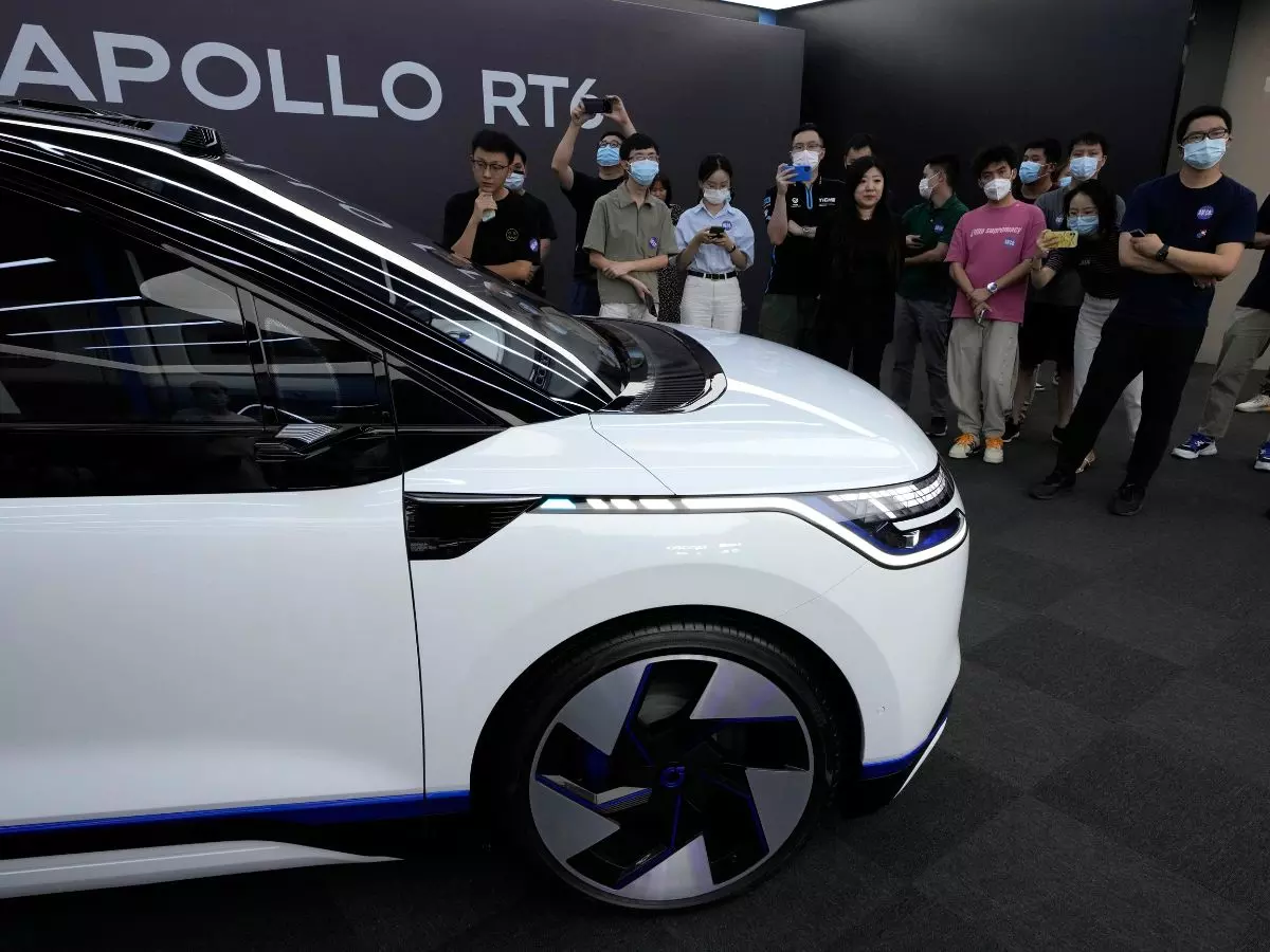 Baidu Car: Chinese search giant Baidu unveils steering-less autonomous ...