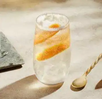 Get the weekend started early, try some easy-to-make whisky sour ...