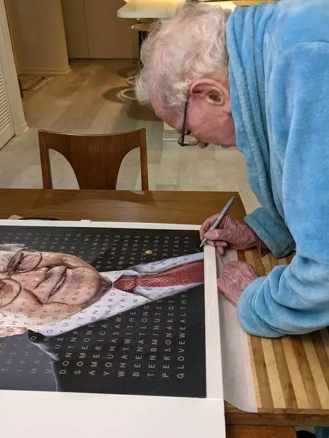 Warren Buffetts Signed Portrait Fails To Reach The Million Mark
