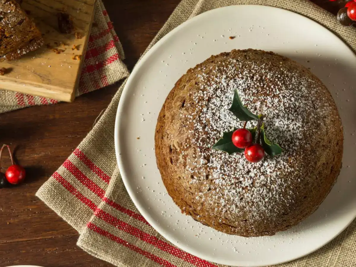 Christmas Plum Cake: From chicken dishes to plum cakes: How to host the ...