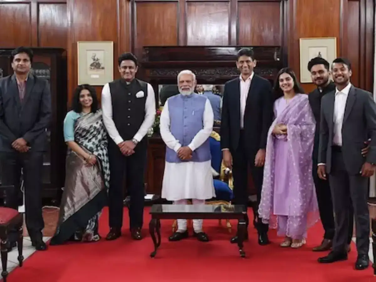 Yash: Narendra Modi meets Rishabh Shetty, Yash & Zerodha founders ...