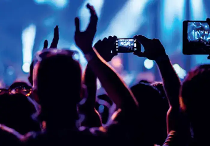 Recreate first date or karaoke together: Travel themes to express your ...