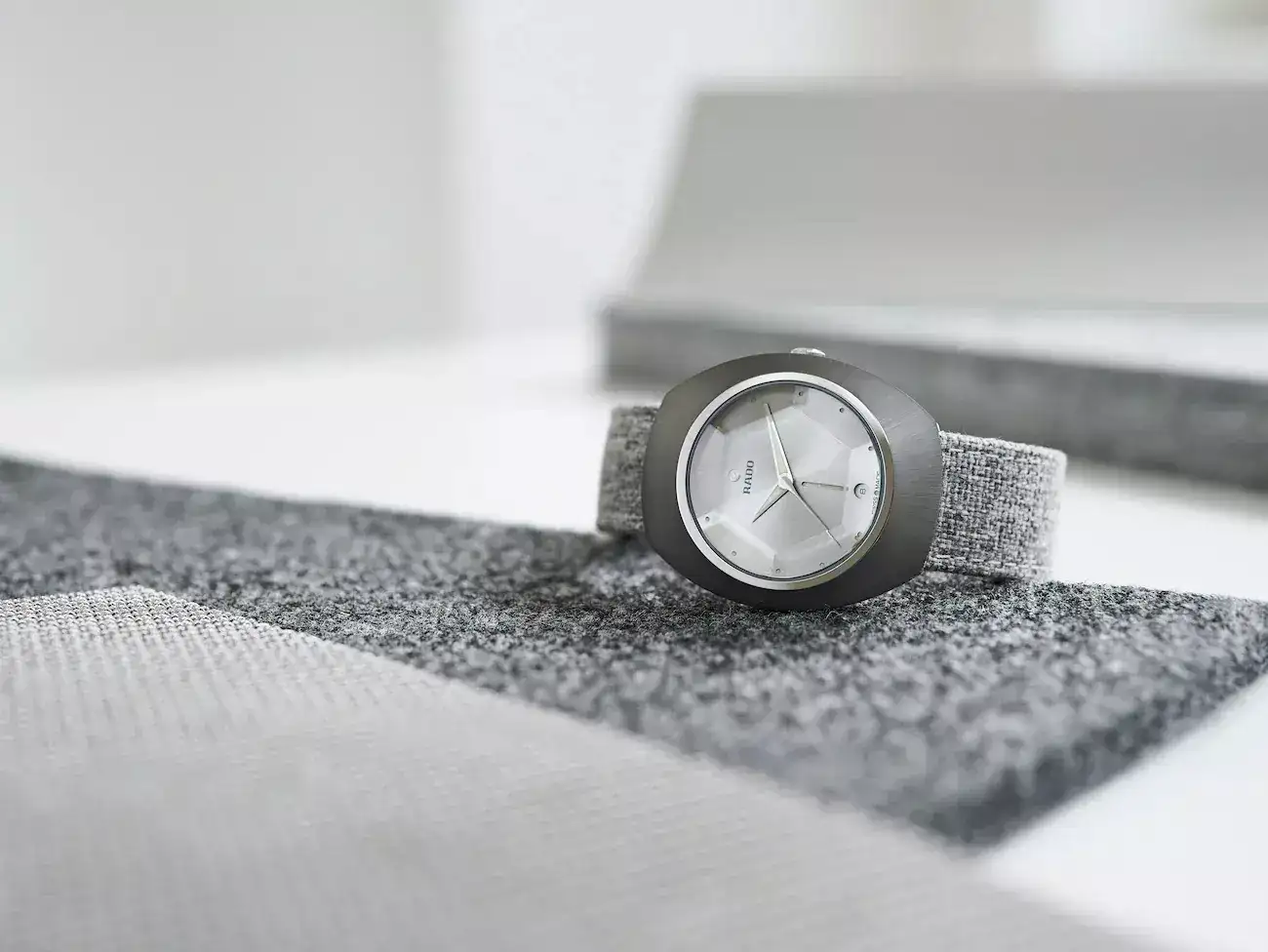 diastar original: Rado's 60th-anniversary edition of DiaStar Original ...