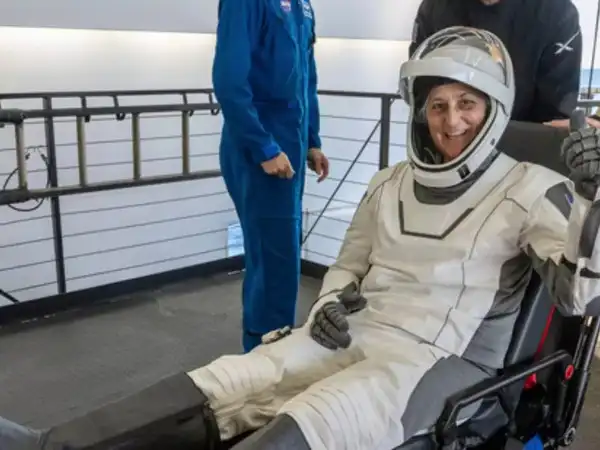 forgotten astronauts