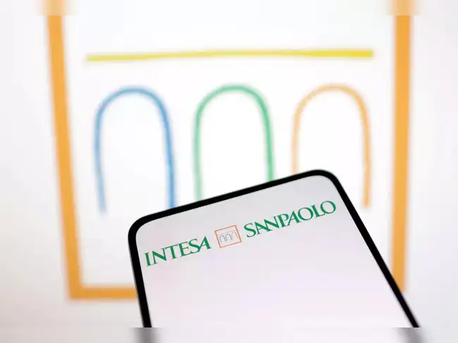 intesa: Italian bank Intesa embraces AI to tame bank supervision ...