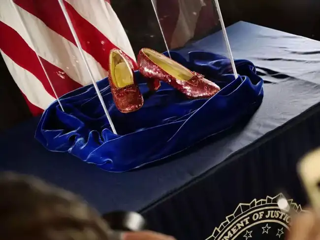 Man indicted in theft of 'Wizard of Oz' ruby slippers worn by Judy ...