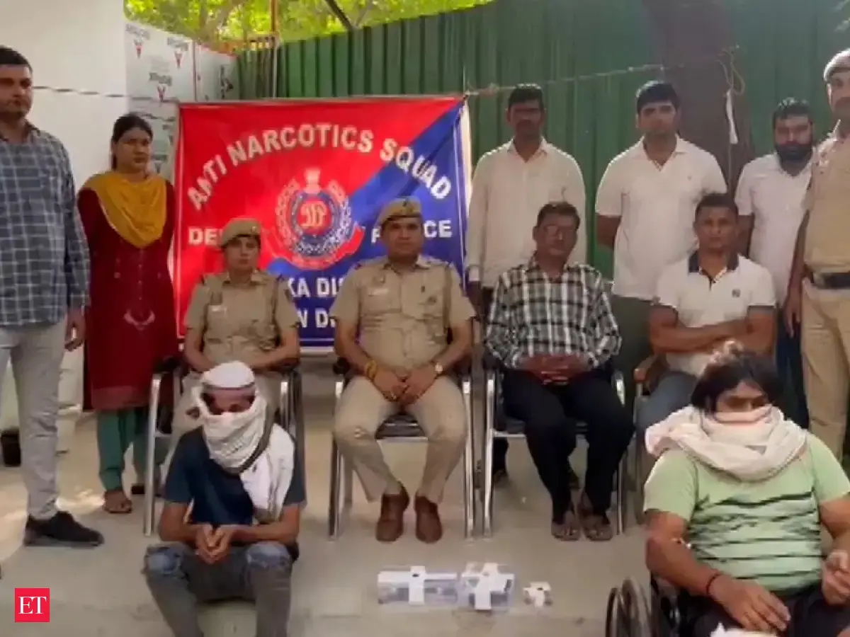 delhi police: Delhi Police nabs three notorious gangsters from Old ...
