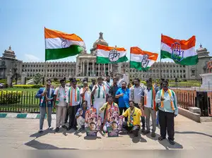 karnataka mlas oath: First session of 16th Karnataka Assembly begins ...