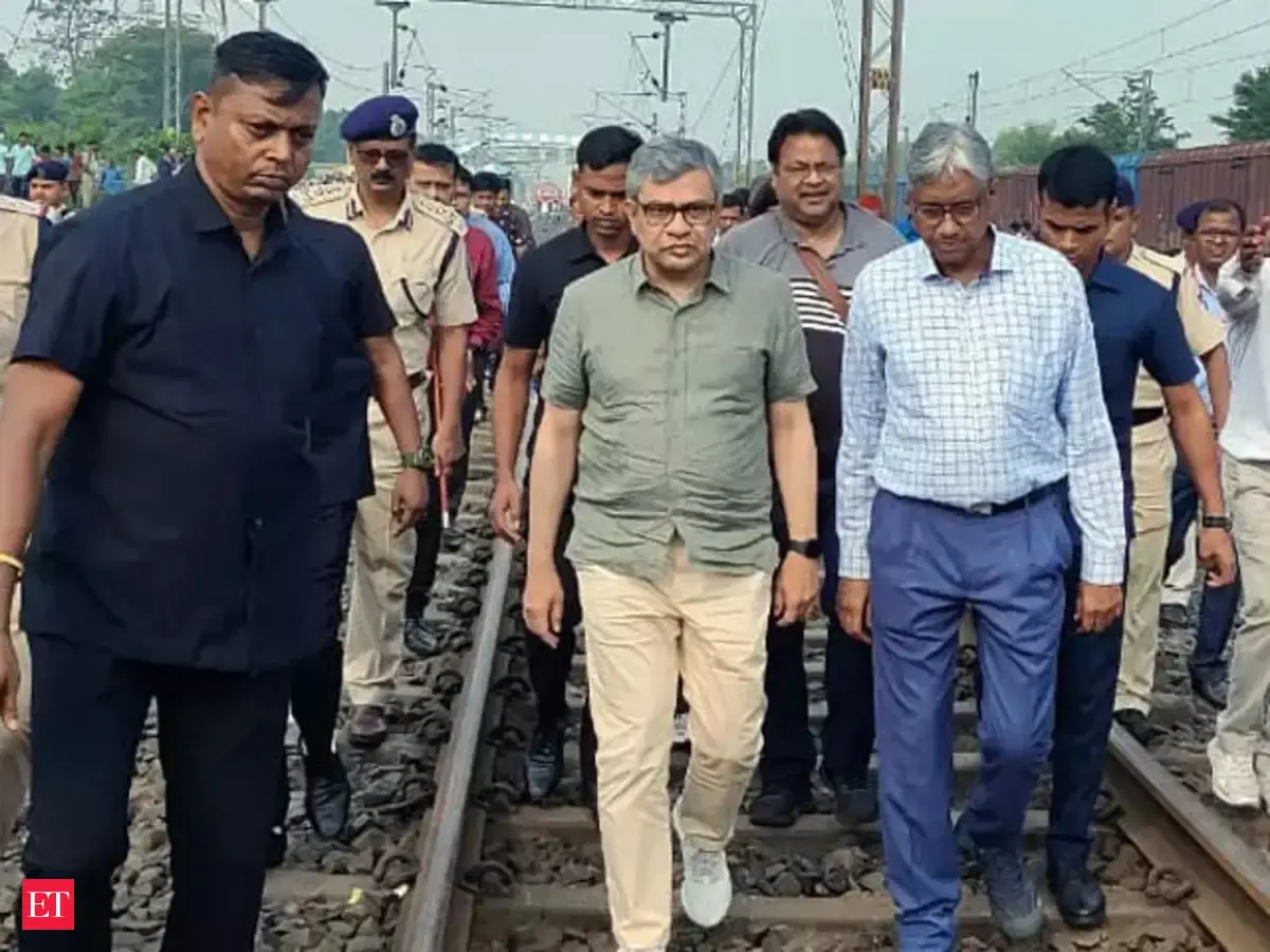 Odisha train tragedy: Rail Minister Ashwini Vaishnaw orders safety ...