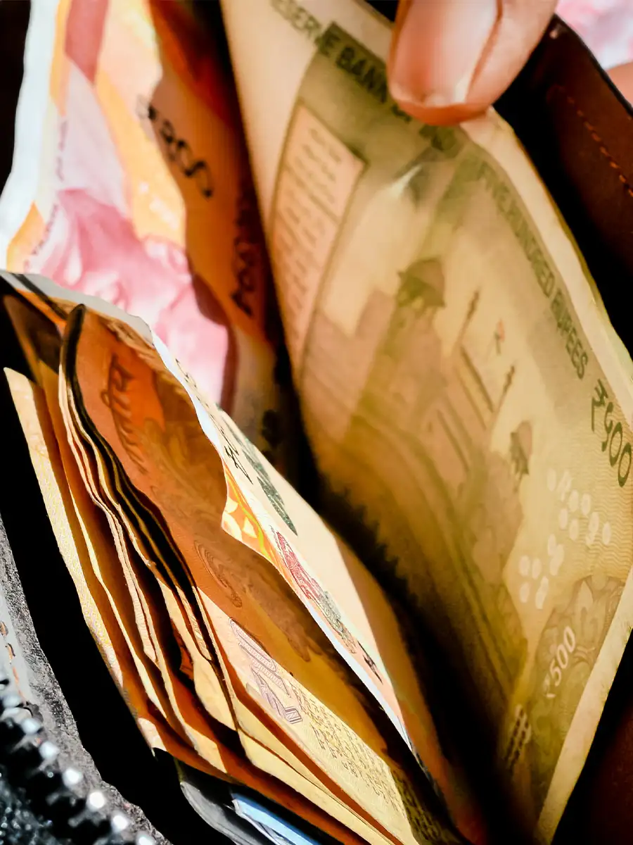 How to exchange a soiled or mutilated currency note | EconomicTimes