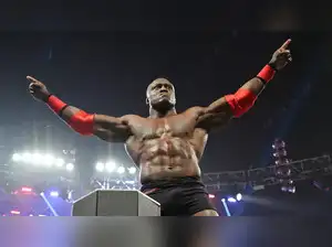 wwe: Bobby Lashley returns to WWE Ring at WWE Live Event. All you need ...