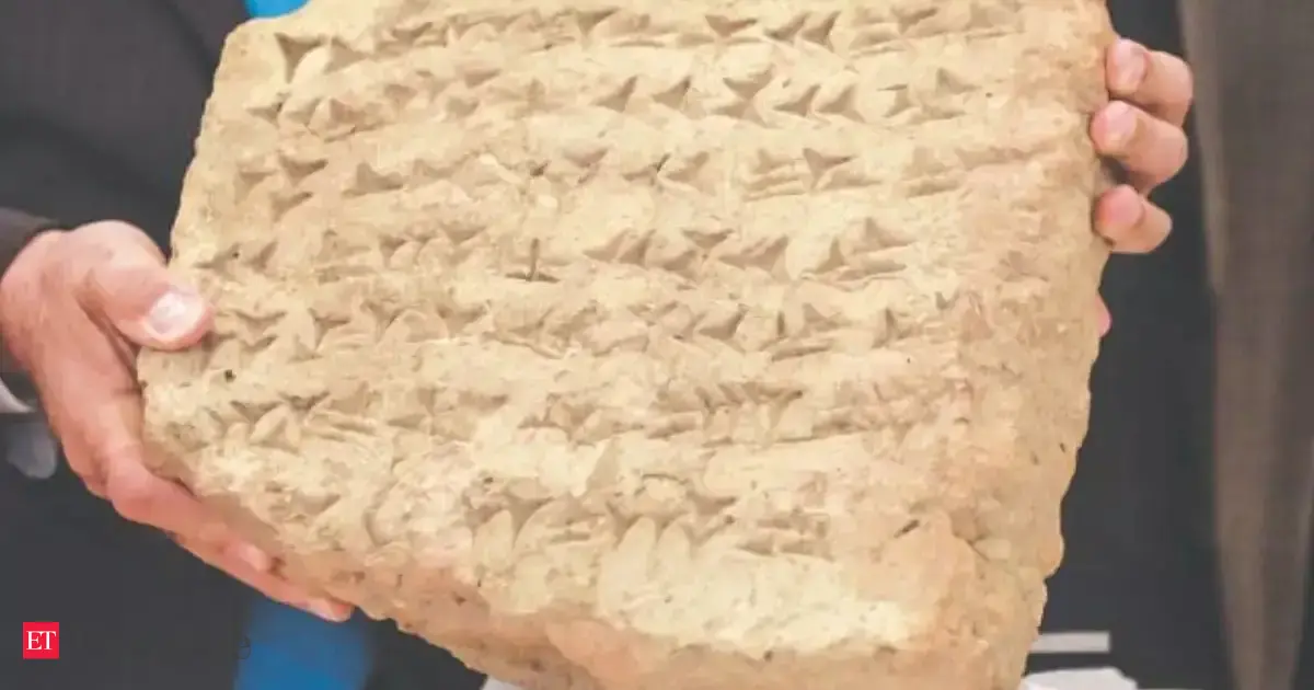 2,800-yr-old Assyrian stone tablet unveiled at Iraqi museum - The ...