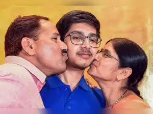 JEE Advanced 2023 Topper: JEE-Advanced 2023 exam topper V Chidvilas ...