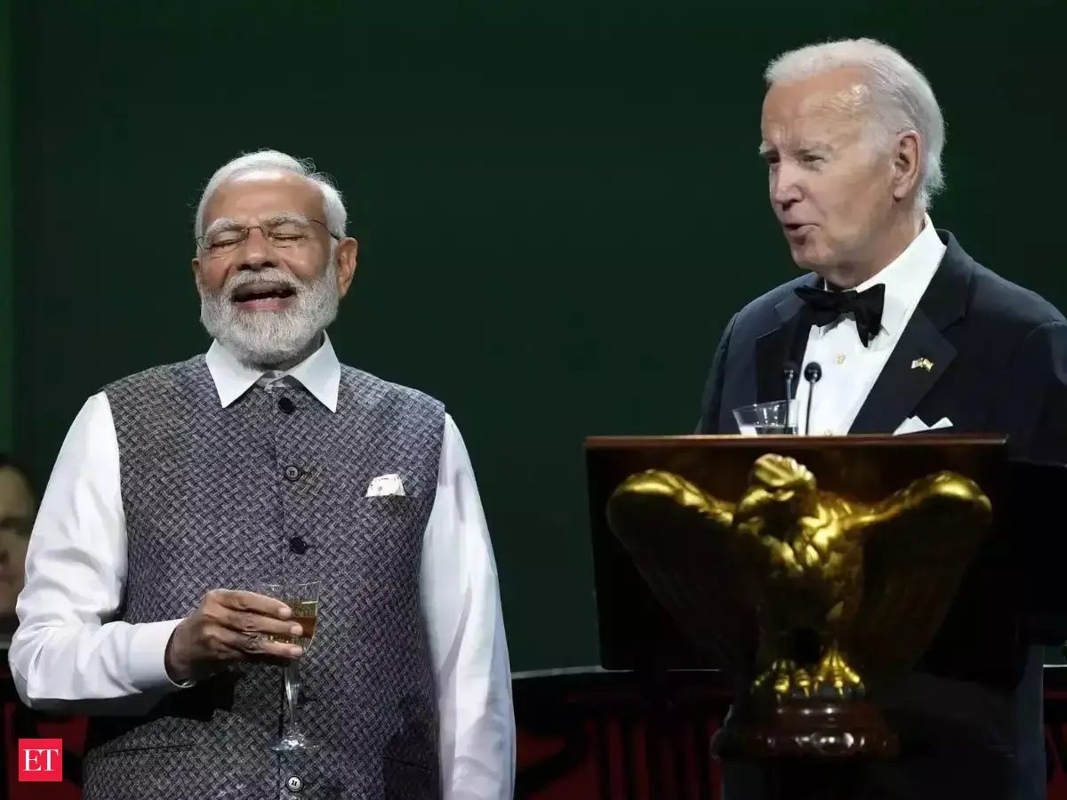 Joe Biden: PM Modi laughs out loud as Biden raises a toast with a twist ...