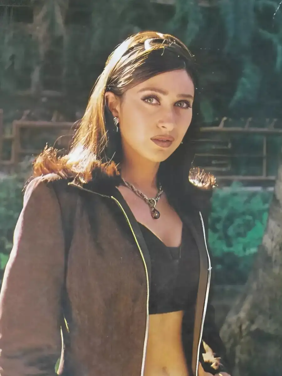 Karisma Kapoor's pics from 90's | mirchiplus