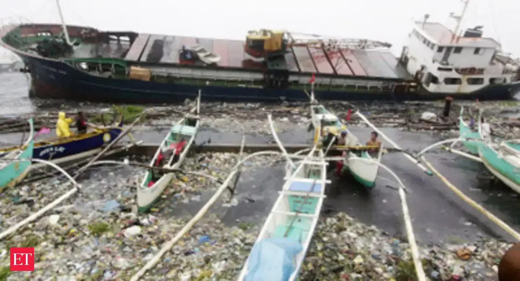 Typhoon Nesat pounded the Philippines' main island - | The Economic Times