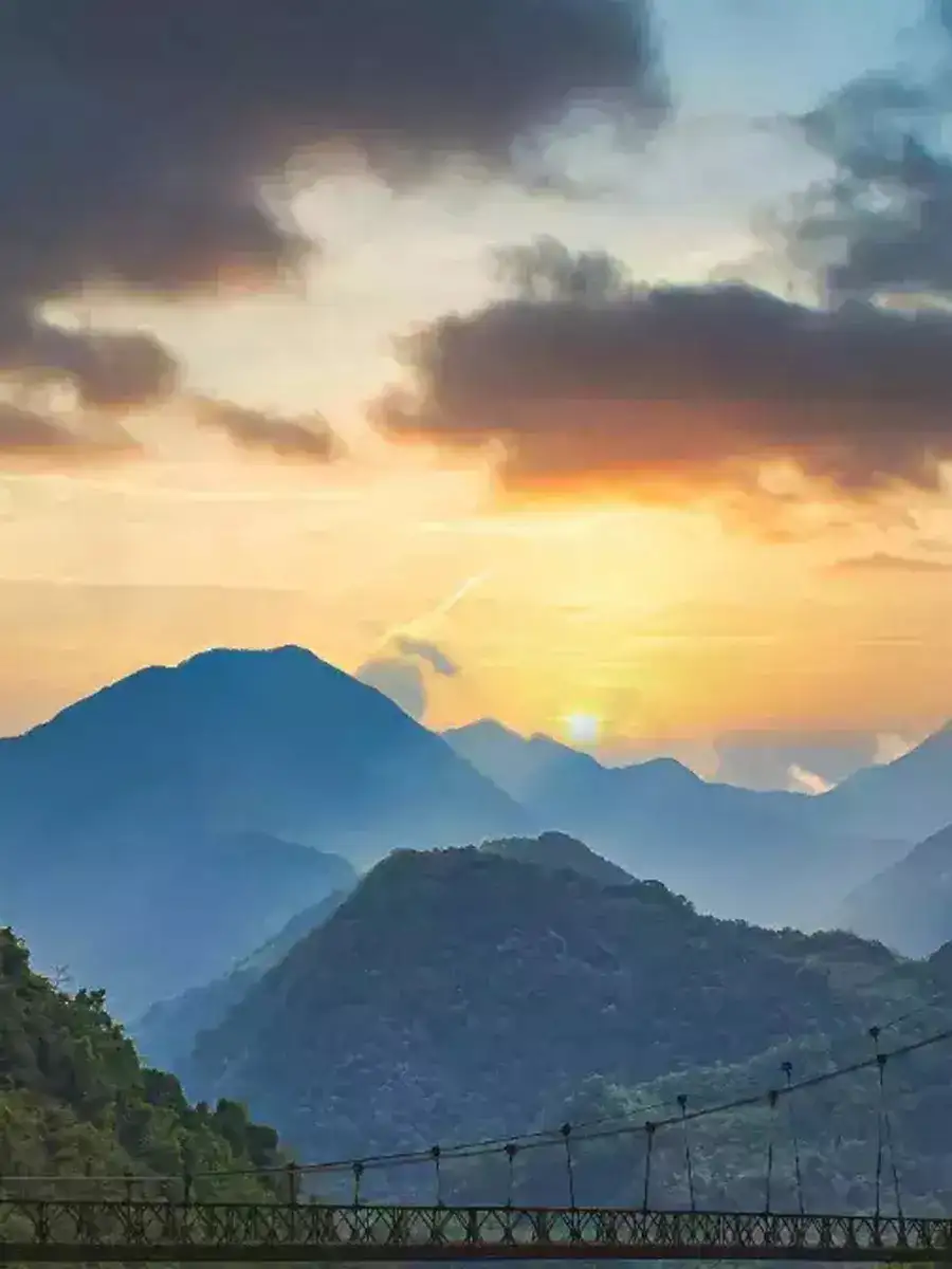 10 Bollywood Films Shot in Scenic Destinations of North East India ...
