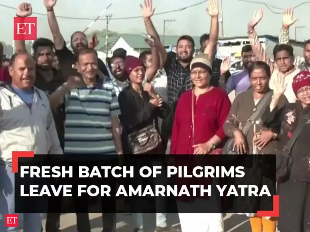 amarnath yatra: Amarnath Yatra: Fresh batch of pilgrims leave from ...