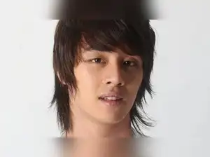 Chung Lim Death News: Korean singer -actor Chung Lim passes away at 37 ...