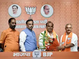 bjp: Former JD (U) leader Pramod Chandravanshi joins BJP - The Economic ...