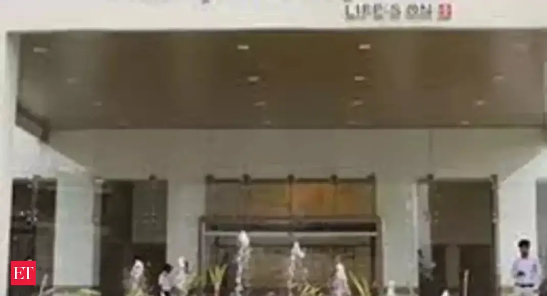 Emami may seal AMRI sale to Manipal Group this month - The Economic Times