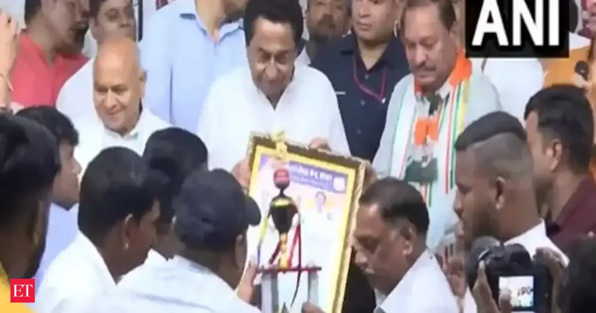 Madhya Pradesh Polls: Jyotiraditya Scindia loyalist Samandar Patel ...