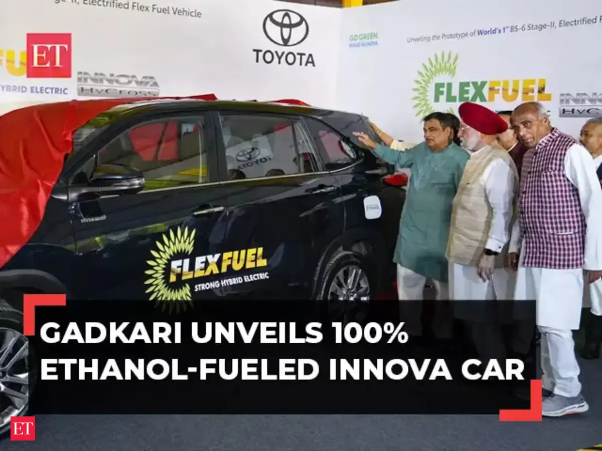 Toyota Innova Hycross: Toyota Innova Hycross: Nitin Gadkari launches ...
