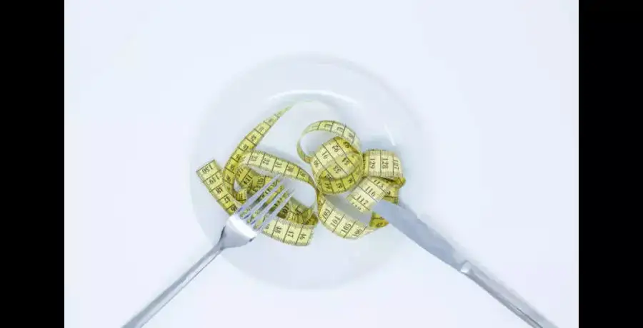 Wrong eating habits that lead to weight gain | EconomicTimes Wrong eating habits that lead to weight gain | EconomicTimes