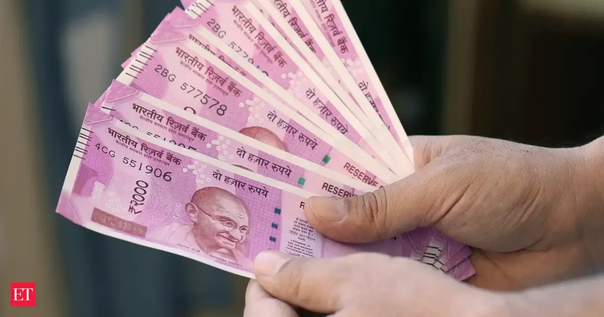 87 Pc Of Rs 2 000 Notes Back In Banks Rs 12 000 Cr Of Currency Yet To