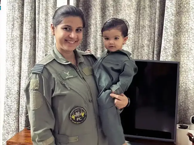 This IAF officer's post on 'fauji kids' is winning hearts, and evoking nostalgia! - The Economic ...