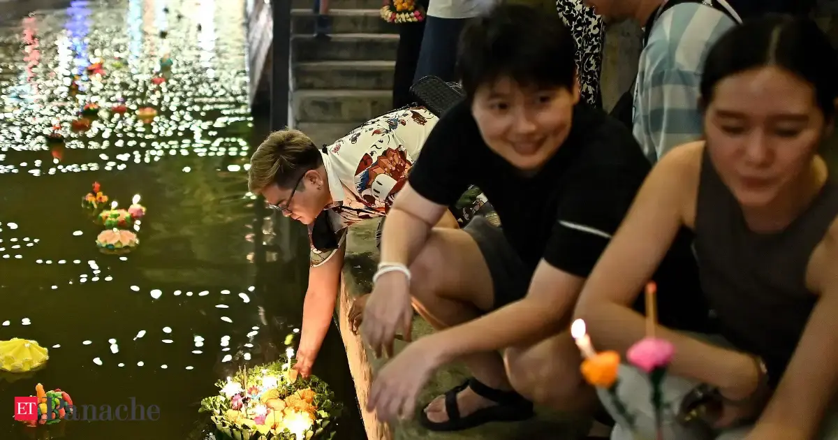 floating basket festival: Thai children embrace ancient 'floating ...