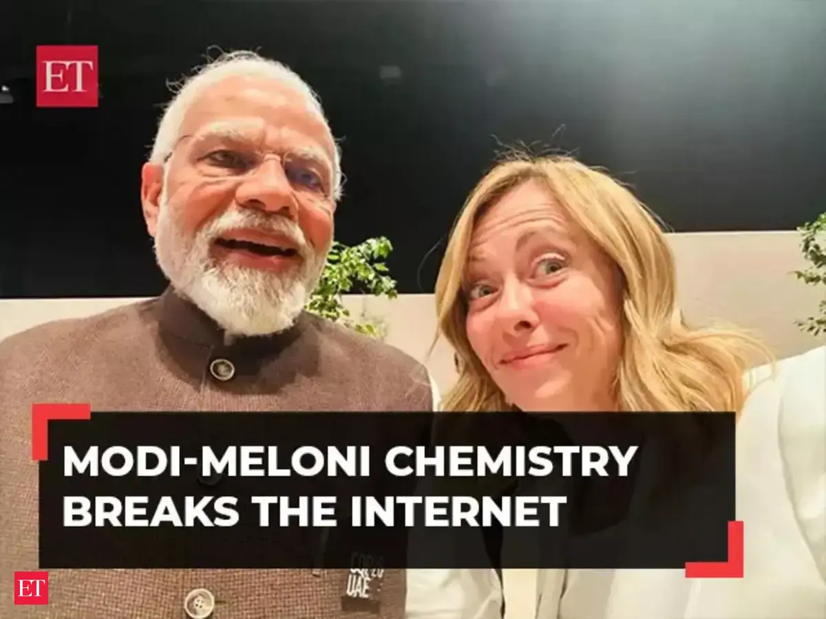 #Melodi: #Melodi: From standing next to each other to taking selfies ...
