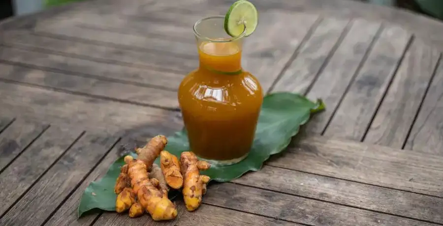 8 beauty benefits of haldi water | EconomicTimes