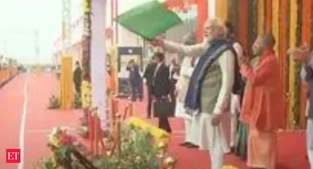 Prime Minister Modi inaugrates the renovated Ayodhya railway station ...