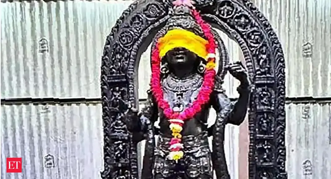 Ram Lalla First Look: Photos of Ram Lalla at Ayodhya Ram Mandir - Ram ...