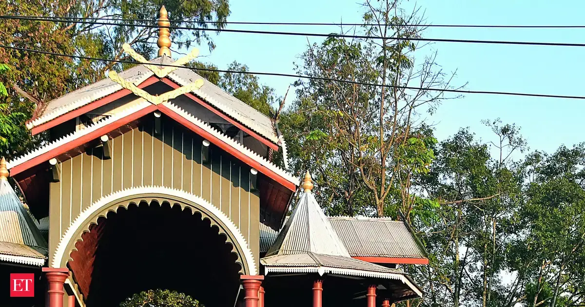 MHA Team Meets Arambai Tenggol Leaders in Imphal - The Economic Times