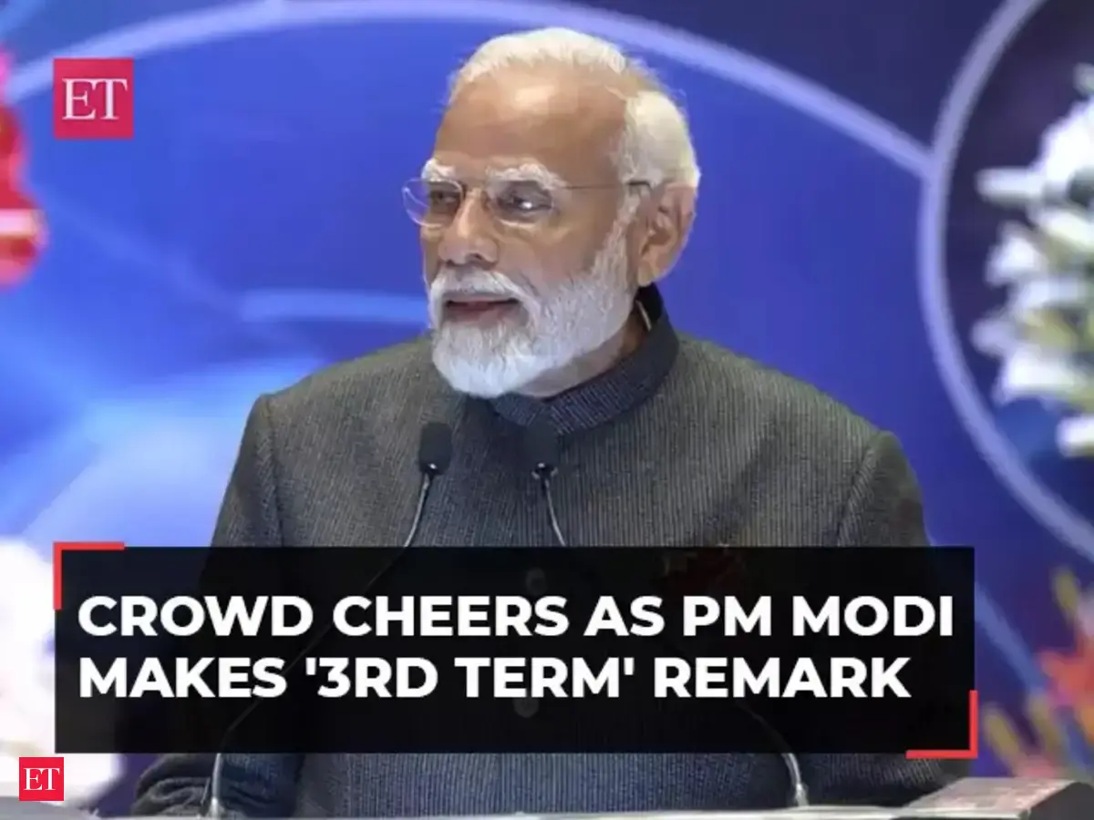 'Samajhdar Ko Ishara Kaafi Hai...': Crowd cheers as PM Modi makes a ...