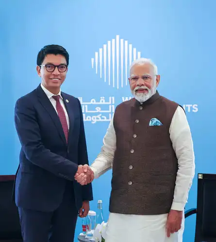 Modi UAE Visit: Modi UAE Visit News Highlights: 'UAE has written a ...
