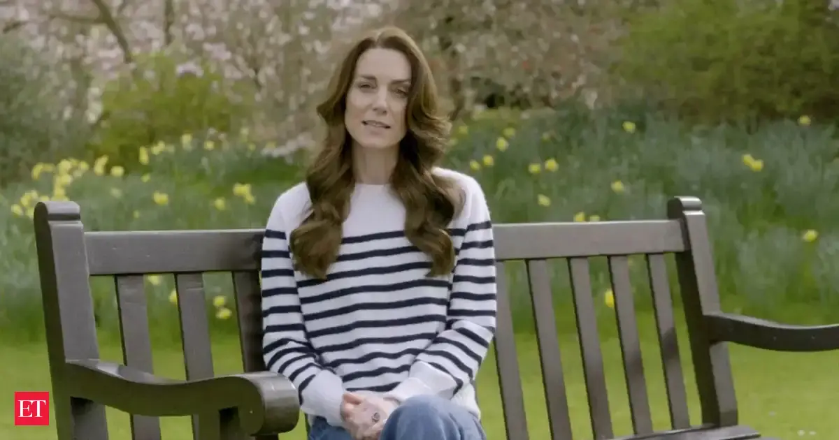 British princess Kate Middleton praised for 'extraordinary dignity ...