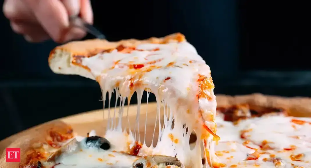 cheese burst pizza: Love cheese burst pizzas? Make them easily at home ...