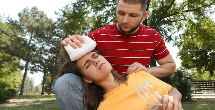 North India heat wave: What to do after suffering from a heatstroke ...