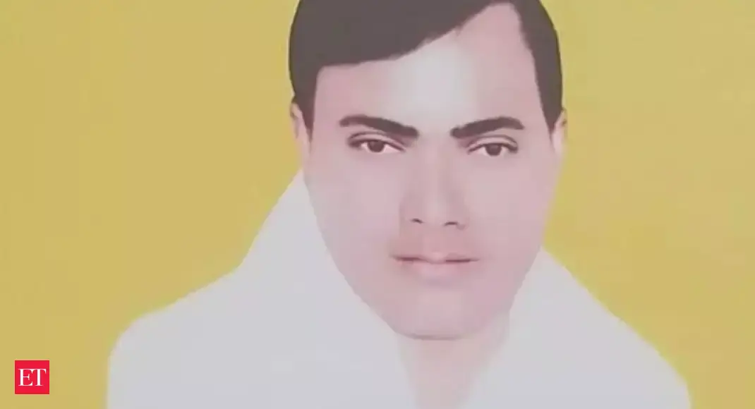 Hathras Stampede: Who is Bhole Baba? Cop-turned-godman, Covid rule ...