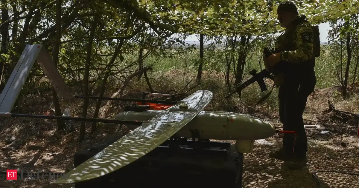 Thousands flee as Russia battles Ukrainian border incursion for 2nd day ...