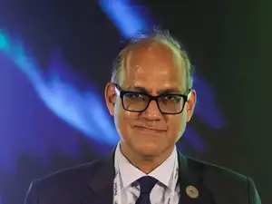 State Bank of India: SBI MD Ashwini Tewari hopes market correction over time will get funds back ...